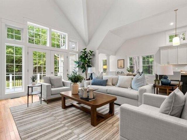 house with 4 bedroom, Bedford NH ES104352904