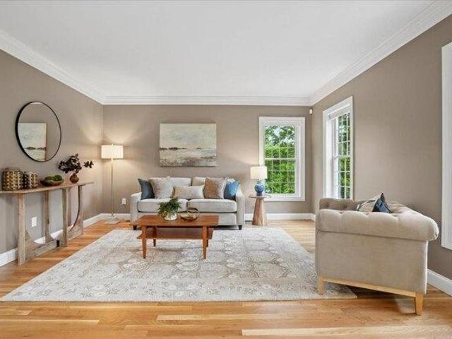 house with 4 bedroom, Bedford NH ES104440712