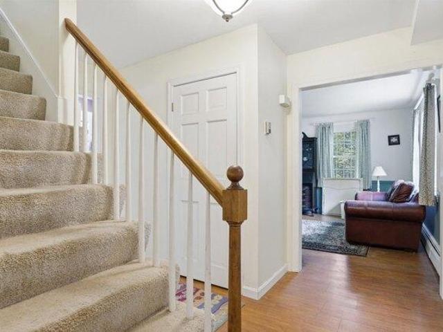 house with 4 bedroom, Bedford NH ES105092377