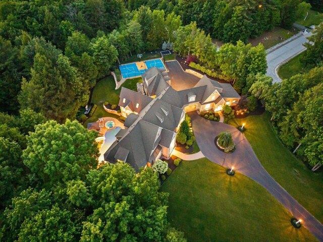 house with 4 bedroom, Bedford NH ES105092857
