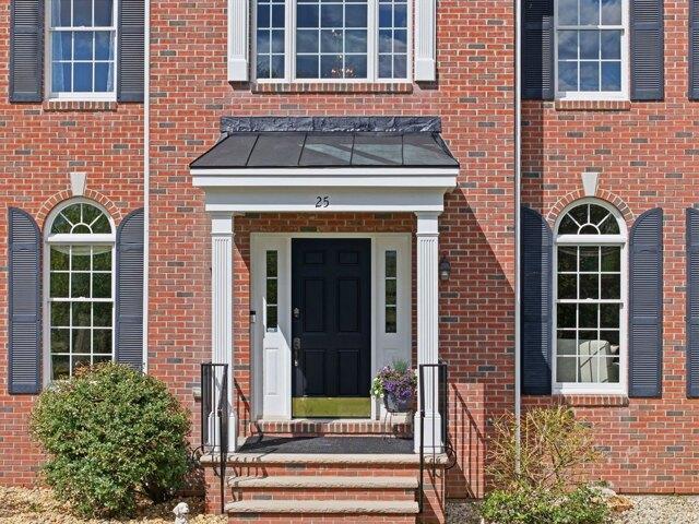 house with 4 bedroom, Bedford NH ES105174911