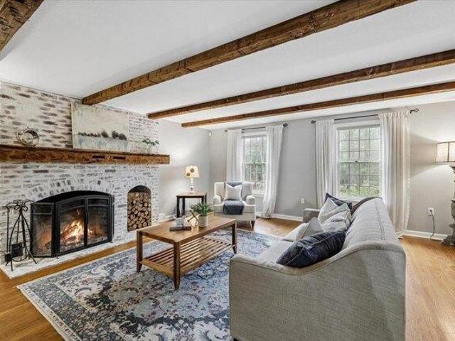house with 4 bedroom, Bedford NH ES103036418