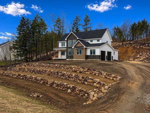house with 4 bedroom, Bedford NH ES103101502
