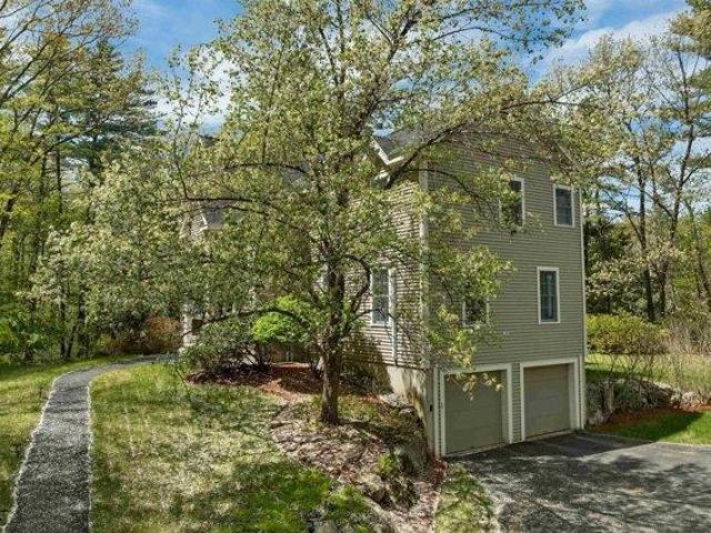 house with 4 bedroom, Bedford NH ES103102163