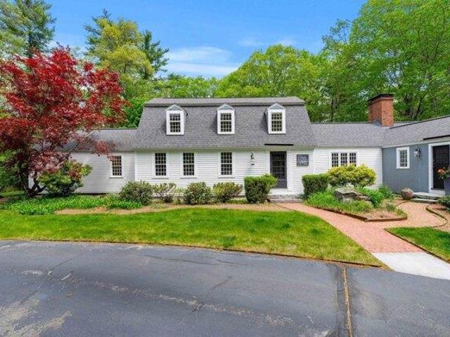 house with 4 bedroom, Bedford NH ES103185112
