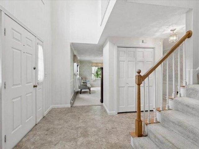house with 4 bedroom, Bedford NH ES103220306