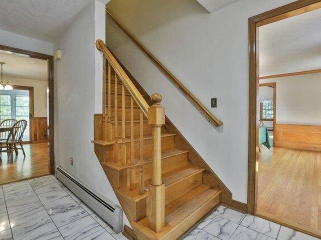house with 4 bedroom, Bedford NH ES103222878