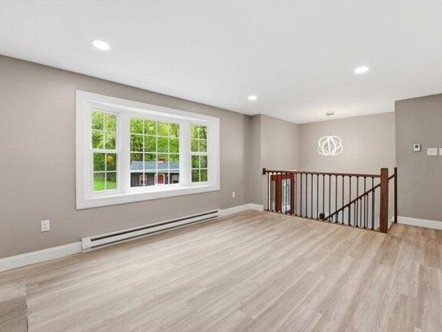 house with 4 bedroom, Belchertown MA ES103500065