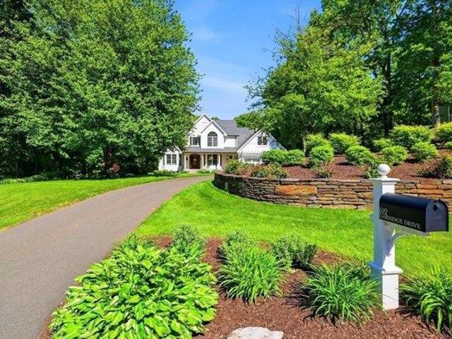 house with 4 bedroom, Belchertown MA ES105013678