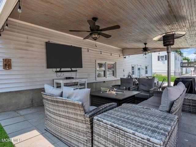 house with 4 bedroom, Belford NJ ES105144760