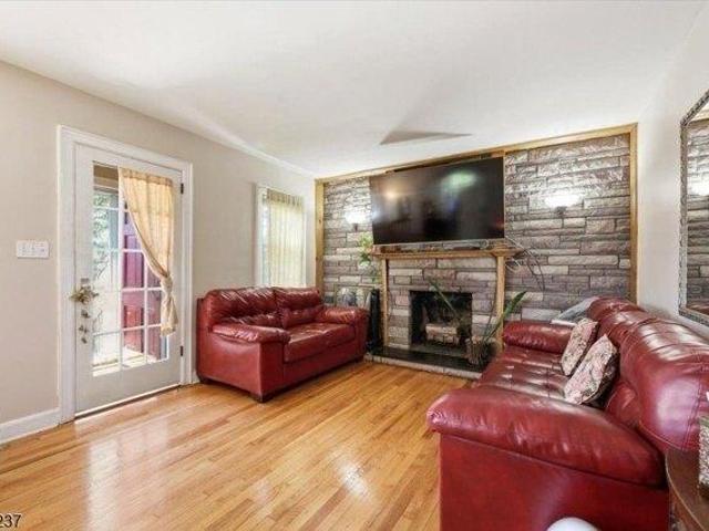 house with 4 bedroom, Belleville NJ DS104234205