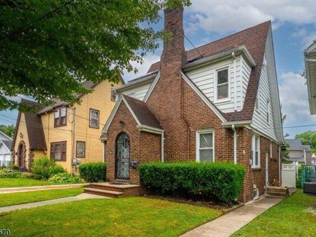 house with 4 bedroom, Belleville NJ ES104148992