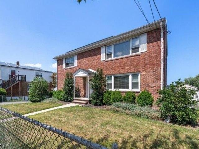 house with 4 bedroom, Belleville NJ ES105124334