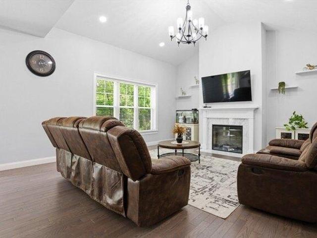 house with 4 bedroom, Bellingham MA DS103967684