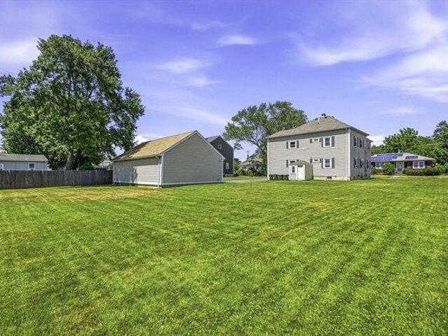 house with 4 bedroom, Bellingham MA ES104542099