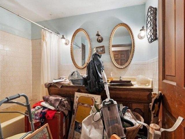 house with 4 bedroom, Bellingham MA ES105206915