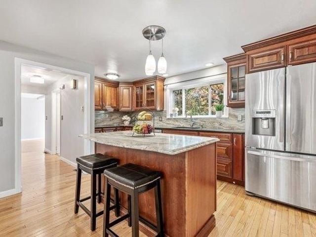 house with 4 bedroom, Bellingham MA ES103888951