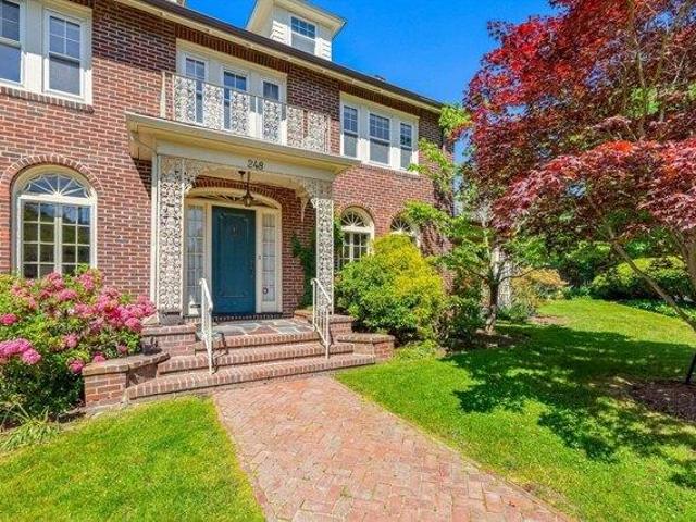 house with 4 bedroom, Belmont MA DS103969154