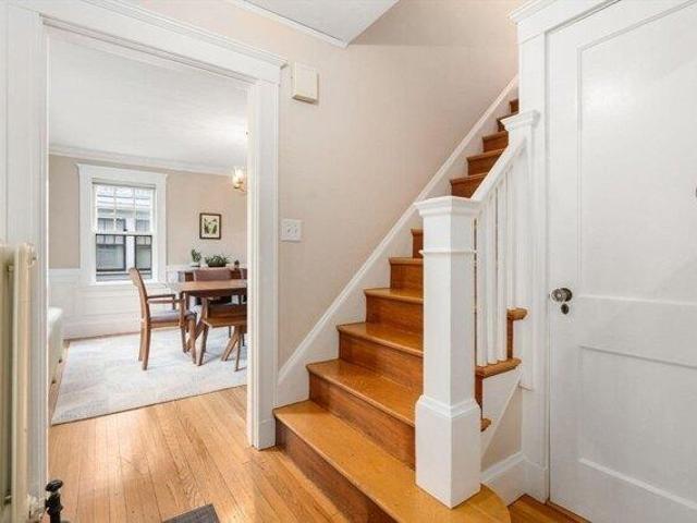 house with 4 bedroom, Belmont MA ES104010441