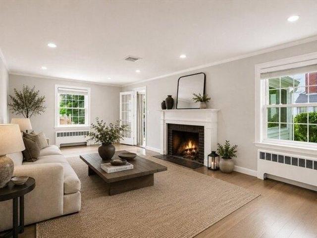 house with 4 bedroom, Belmont MA ES104922147