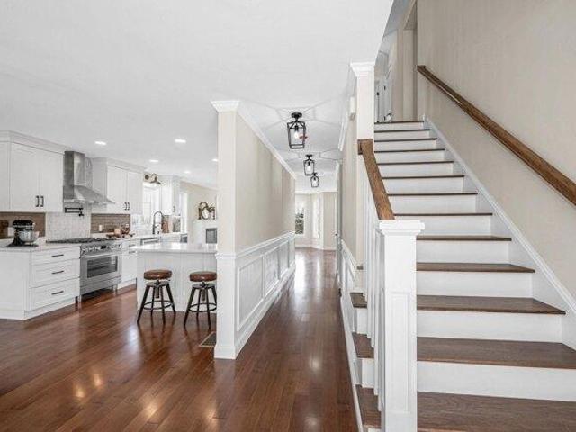 house with 4 bedroom, Belmont NH ES103188508