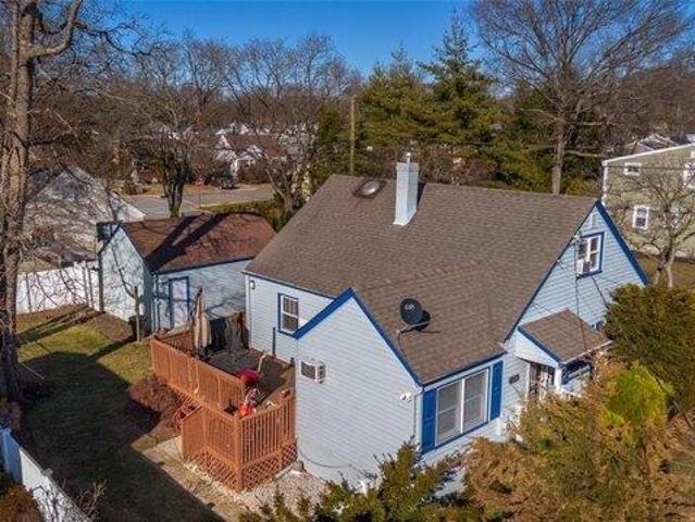 house with 4 bedroom, Bergenfield NJ DS101858260