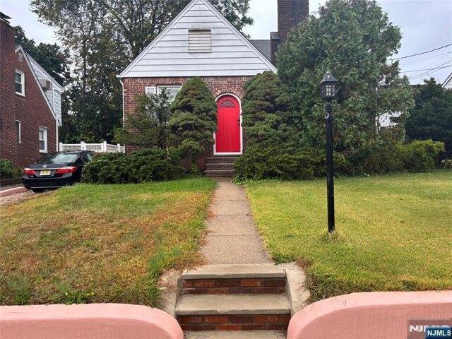 house with 4 bedroom, Bergenfield NJ DS102213914