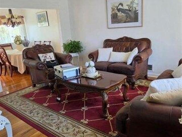 house with 4 bedroom, Bergenfield NJ ES104408437