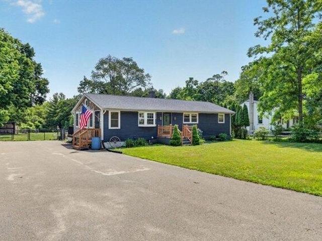 house with 4 bedroom, Berkley MA ES104011643