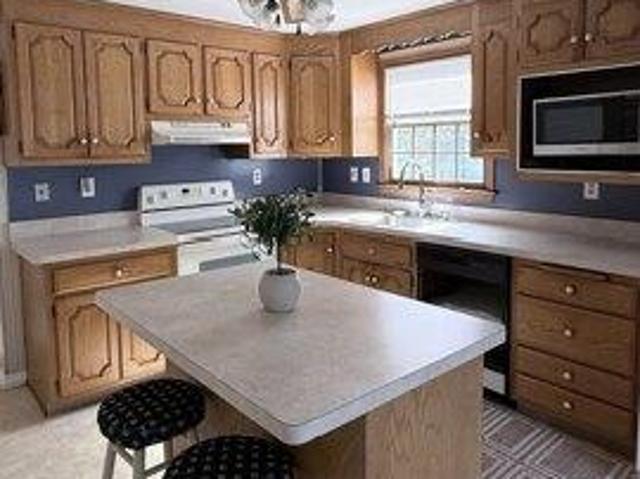 house with 4 bedroom, Berlin CT DS102563428