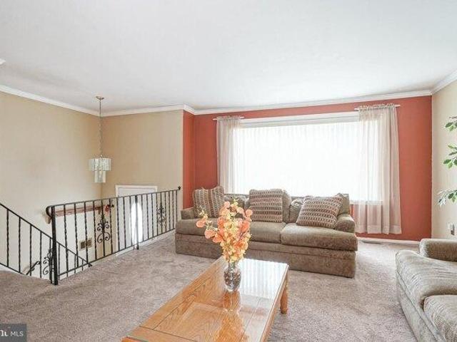 house with 4 bedroom, Berlin NJ DLS102777499