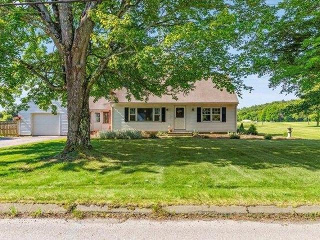 house with 4 bedroom, Bernardston MA ES103035360