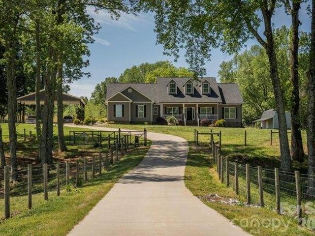 house with 4 bedroom, Bessemer City NC ES103587816