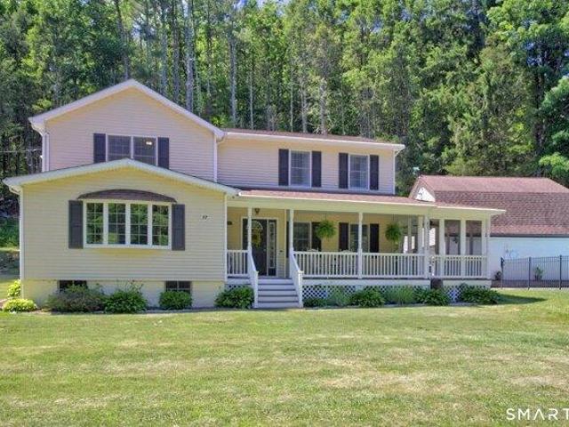 house with 4 bedroom, Bethany CT ES104811472