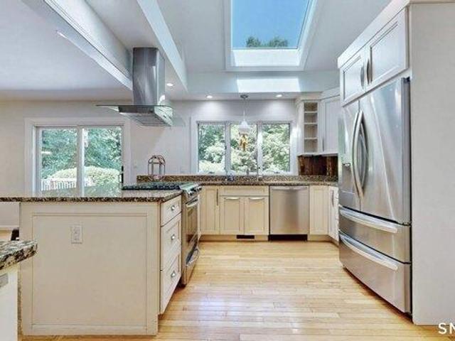 house with 4 bedroom, Bethany CT ES103666571