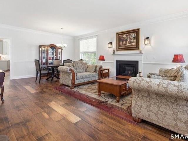 house with 4 bedroom, Bethel CT DS104149839