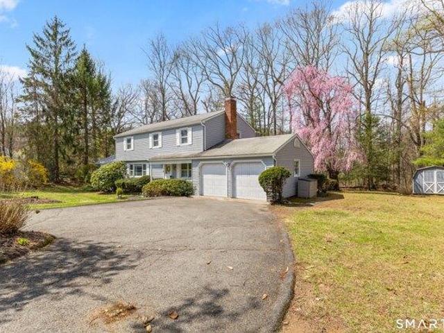 house with 4 bedroom, Bethel CT ES104511637