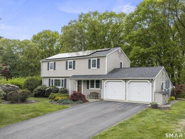 house with 4 bedroom, Bethel CT ES104234760