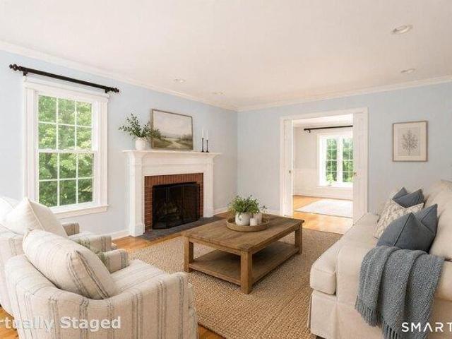 house with 4 bedroom, Bethel CT ES105192473