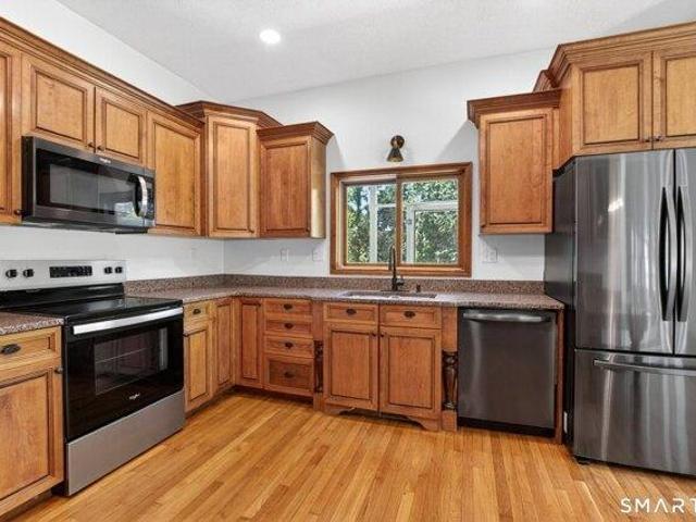 house with 4 bedroom, Bethlehem CT ES105173055