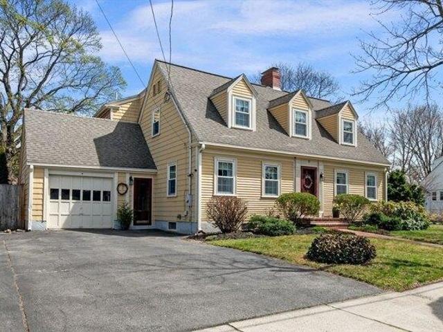 house with 4 bedroom, Beverly MA DLS102563518