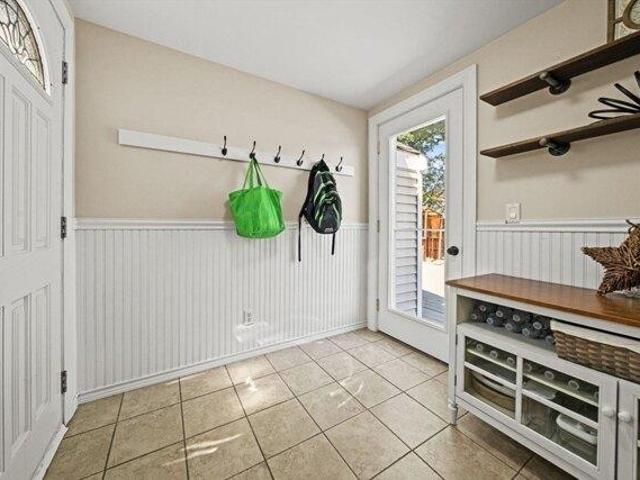 house with 4 bedroom, Beverly MA DS102960903