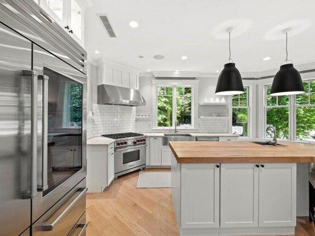 house with 4 bedroom, Beverly MA ES104832540