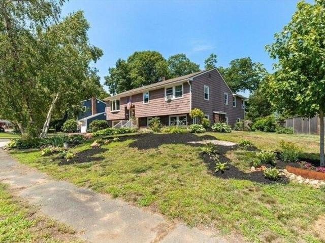 house with 4 bedroom, Beverly MA ES104850416