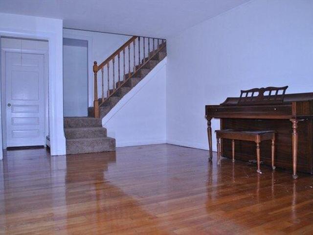 house with 4 bedroom, Beverly MA ES103187239