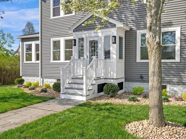 house with 4 bedroom, Beverly MA ES103852801
