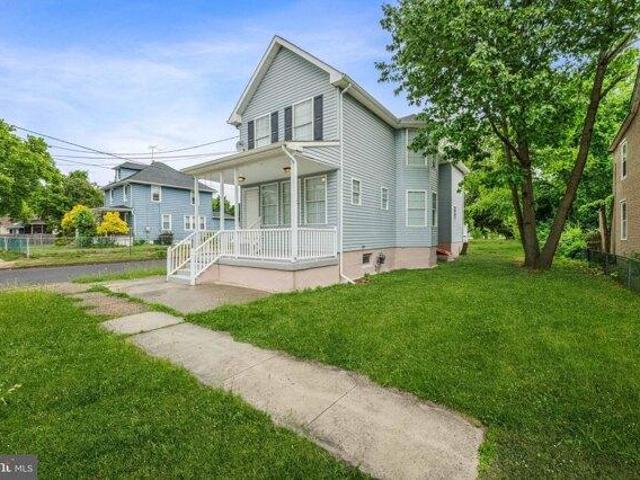 house with 4 bedroom, Beverly NJ ES104908939