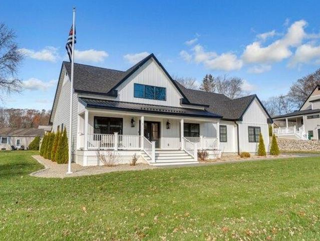 house with 4 bedroom, Biddeford ME ES103433495