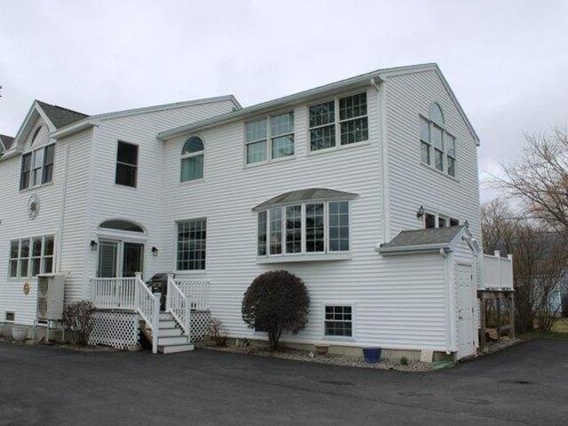 house with 4 bedroom, Biddeford ME ES103185200