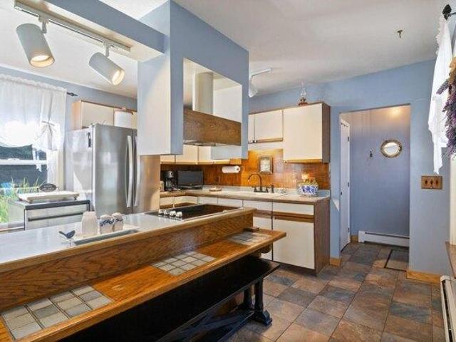 house with 4 bedroom, Biddeford ME ES104149386